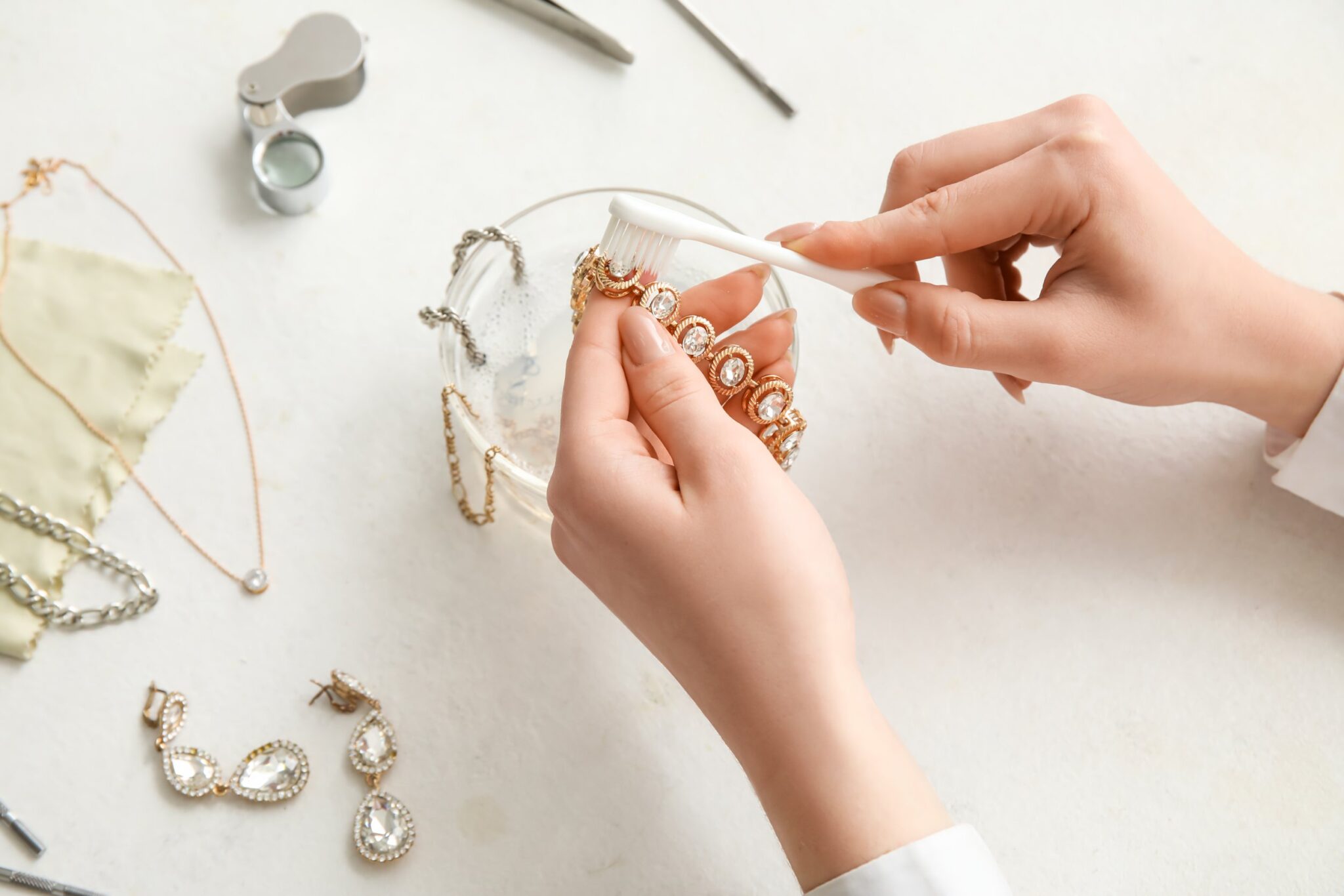 A Beginner’s Guide to Caring for Pearl Jewelry ...